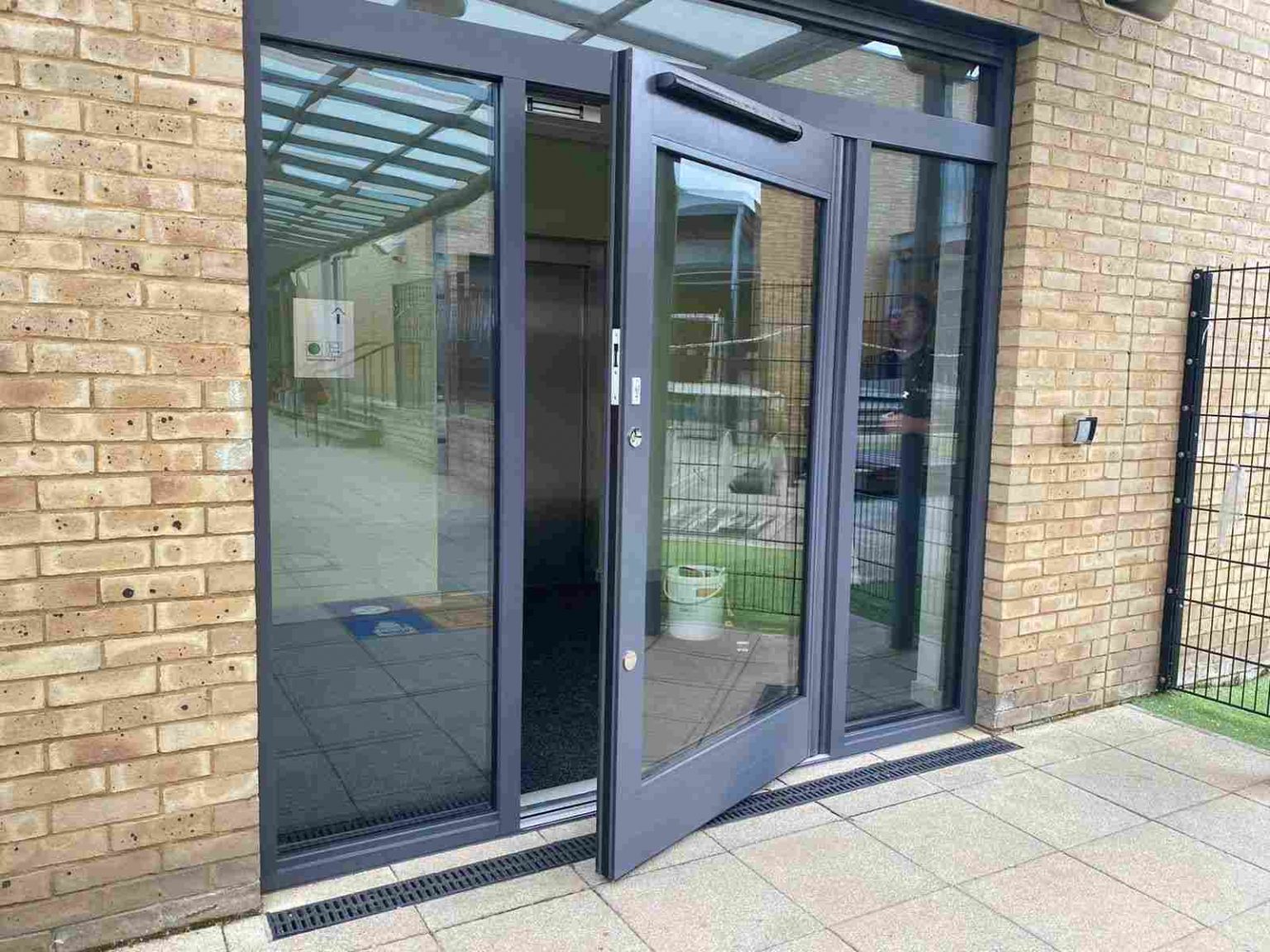 Aluminium Entrance Doors - Maxium Doors
